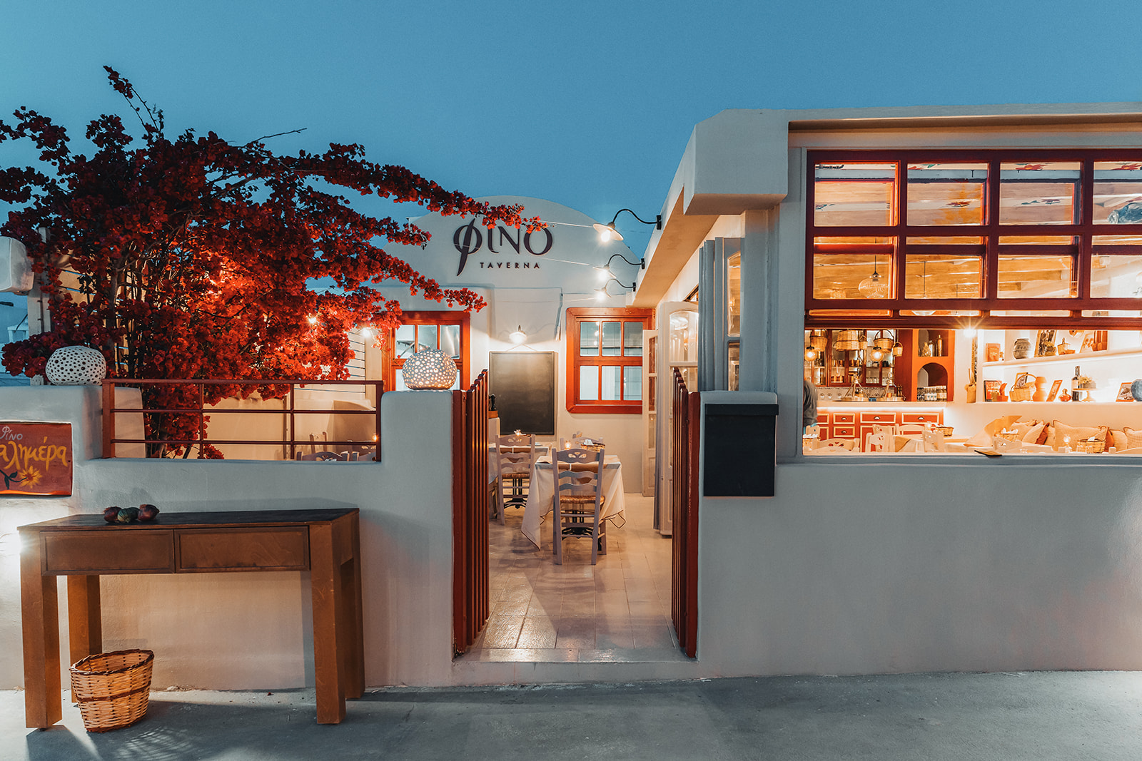 Fino Greek Taverna Santorini | Authentic Greek Food & Dining